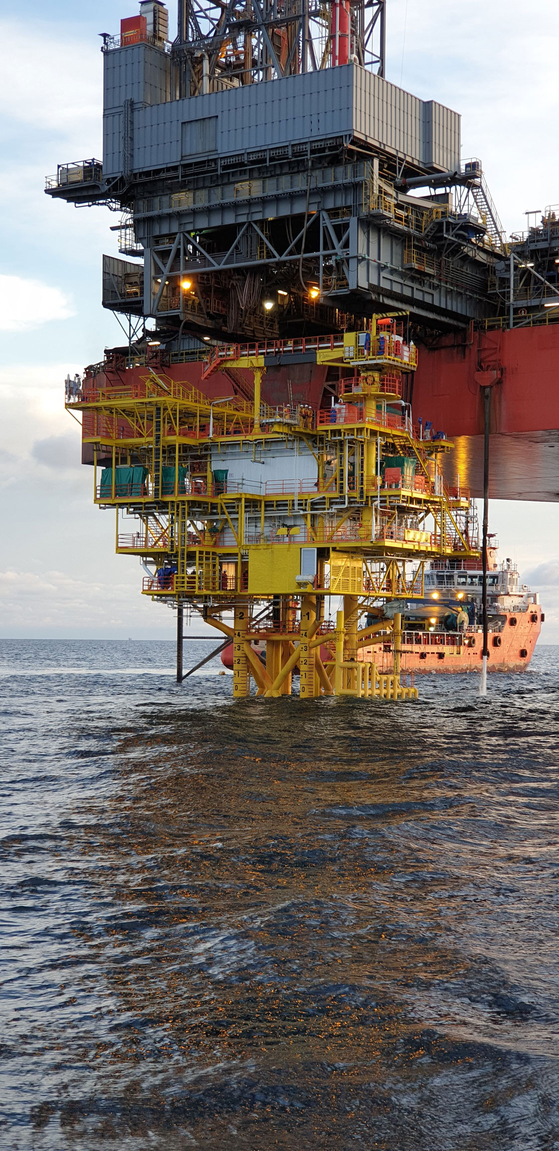 2H Offshore Installs Its Eighth Conductor-Supported Platform Offshore ...