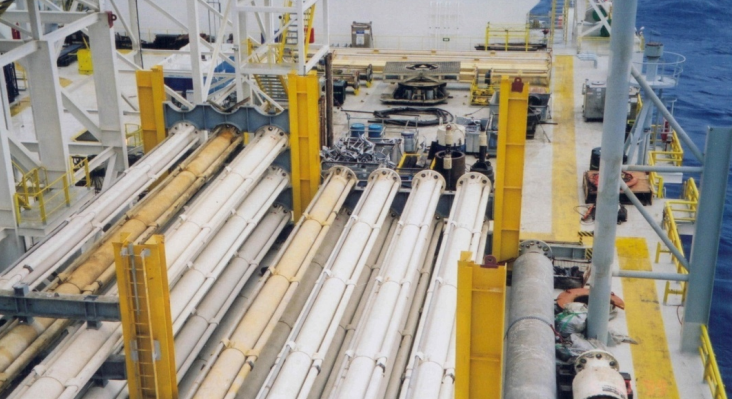 A Free-Standing Deep Sea Mining Vertical Transport System | 2H Offshore